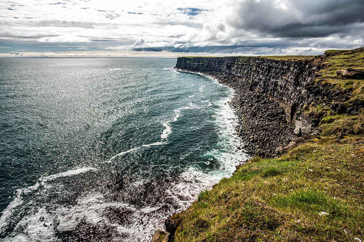 Krýsuvíkurbjarg - Iceland The Beautiful