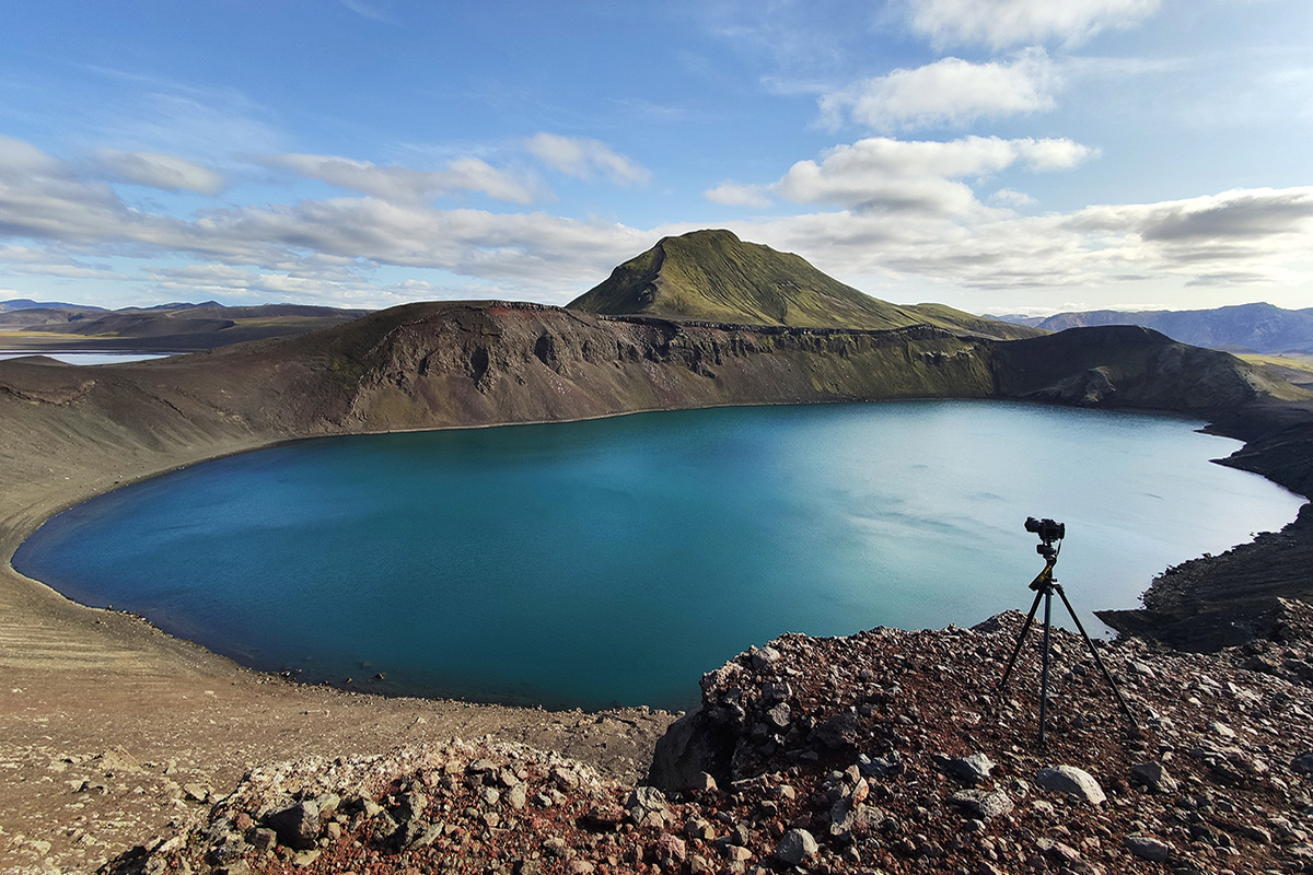 Hnausapollur Bl hylur Iceland The Beautiful