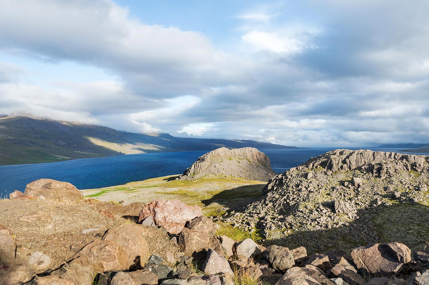 Hólmanes - Iceland The Beautiful